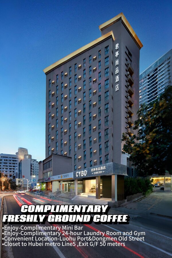 Cybo Station Ssaw Shangpin Hotel Luohu Shenzhen - Shenzhen