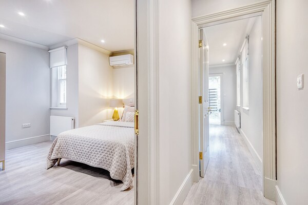 Marble Arch Suite 2-hosted By Sweetstay - London