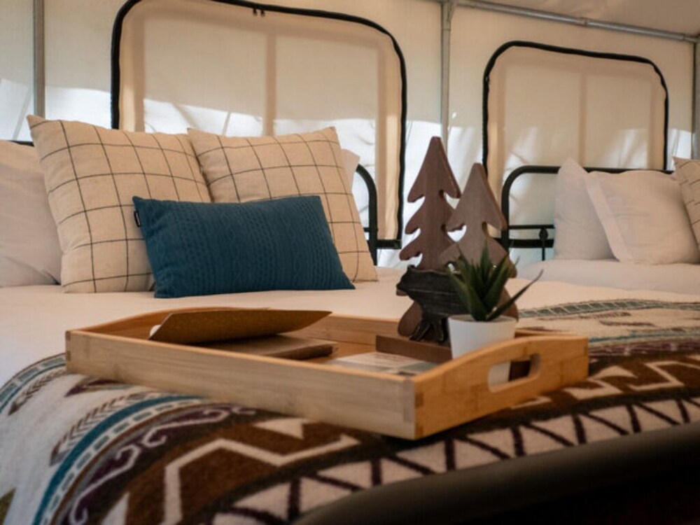 Luxury Spacious Glamping, Lake View, Grill, Pool, Pet Friendly, Swim - Alabama