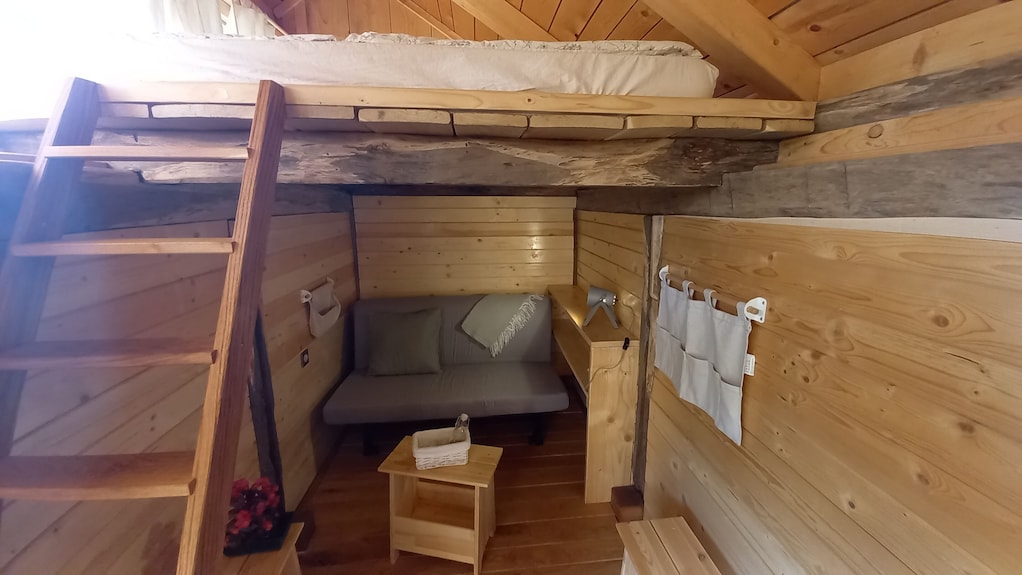 Where It Once Was A Place For Pigs, Now You Can Enjoy In Peace And Comfort. - Gradac