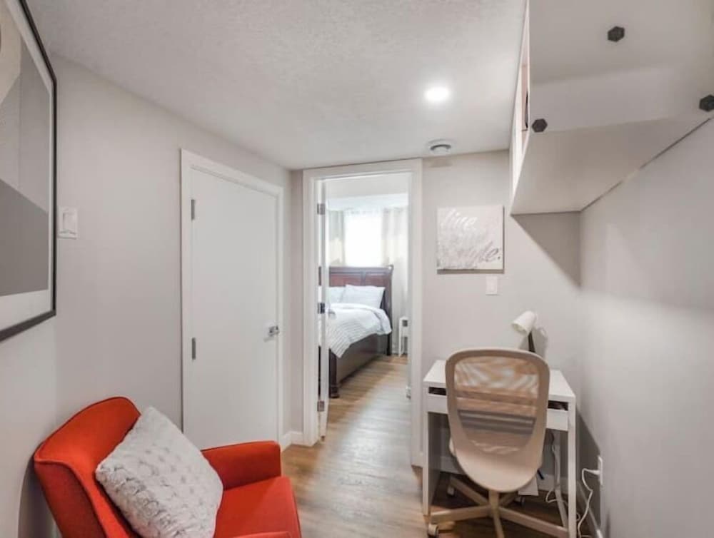 Cozy And Private - Fort Saskatchewan