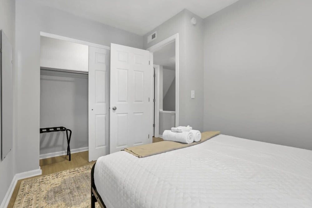 The Schumacher Place - New 2 Br - Columbus, OH