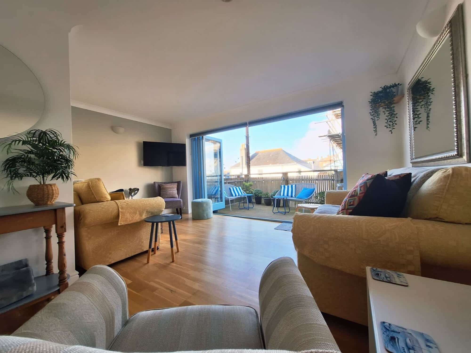 Modern Townhouse W/ Waterside Views, Turnchapel - Plymouth