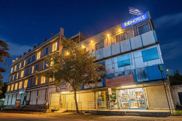 Fabhotel Classic Square I - Pune