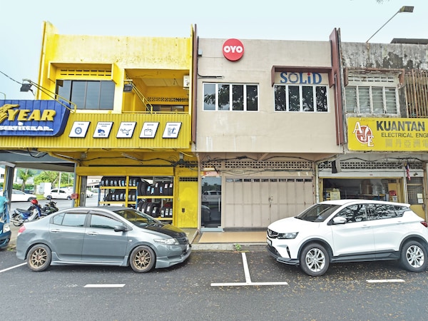 ホテル O S ホームステイ - クアンタン