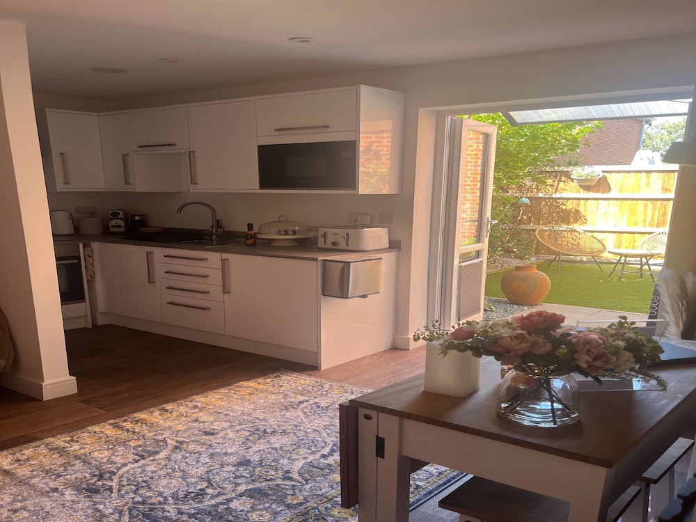 Stunning 1-bed Private Apartment In Norwich - Norwich