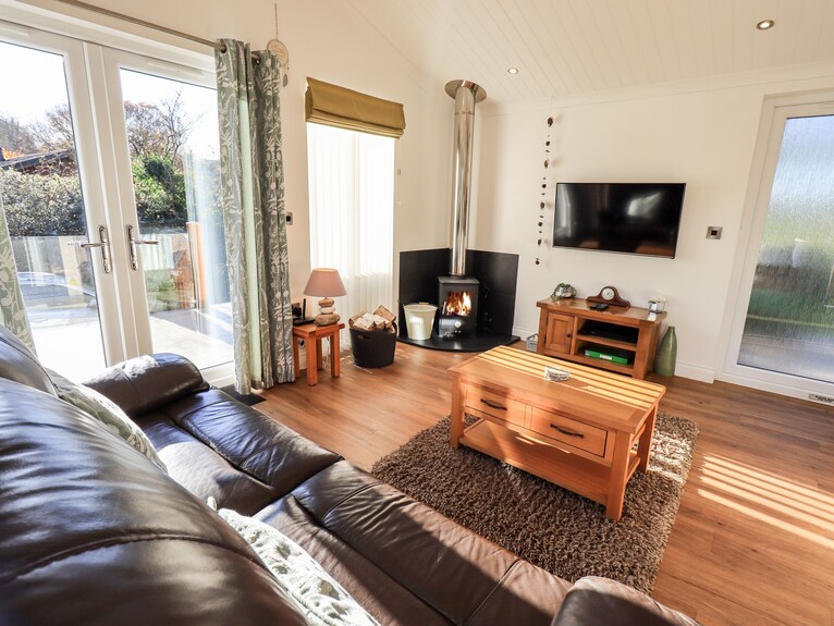 Pippin Lodge, Pet Friendly, With Open Fire In Cartmel - Cartmel