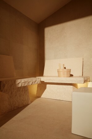 Salas para tratamentos a dois, sauna seca, sauna a vapor