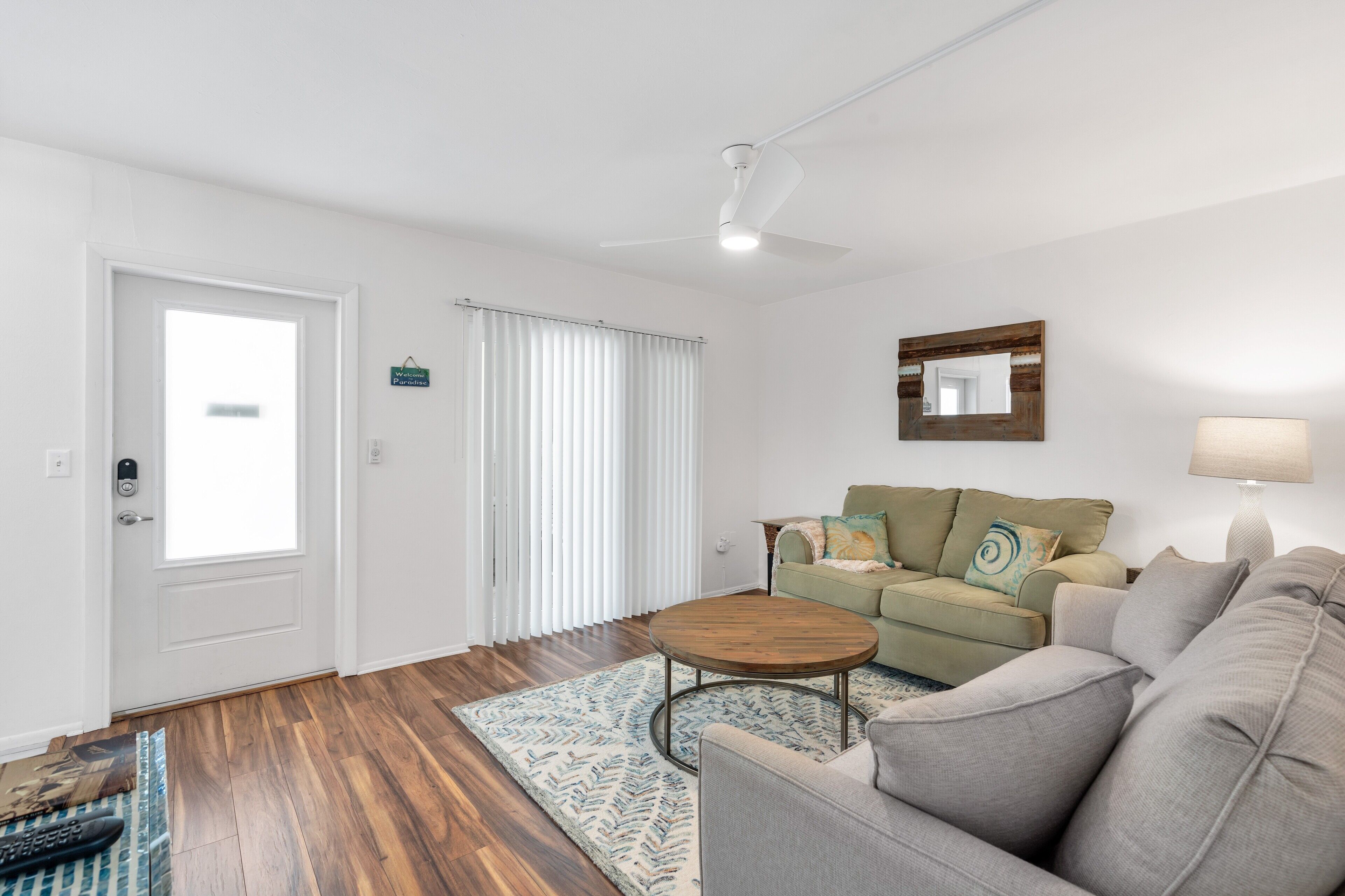 Venice Beach-coco Palms 103. One Block To Venice Beach. - Venice, FL