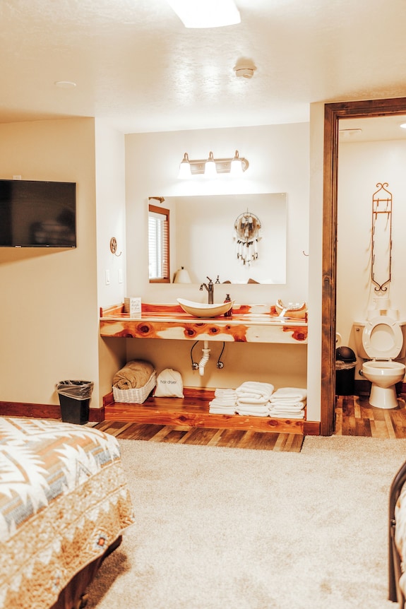 Nature Lodge Sleeps 80+ Family Reunions, Corporate Retreats. Entire Facility - Horseshoe Bend, Vernal