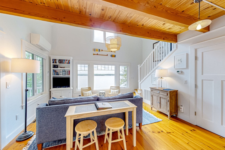 Periwinkle Cottage | Sunny Cottage In Westport Island Overlooking The River - Maine