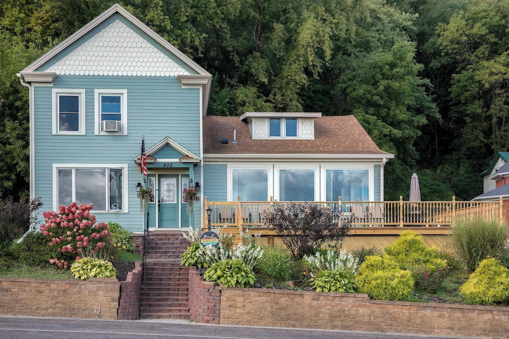 Big River Escape Grandview Manse - Whitewater State Park, Altura