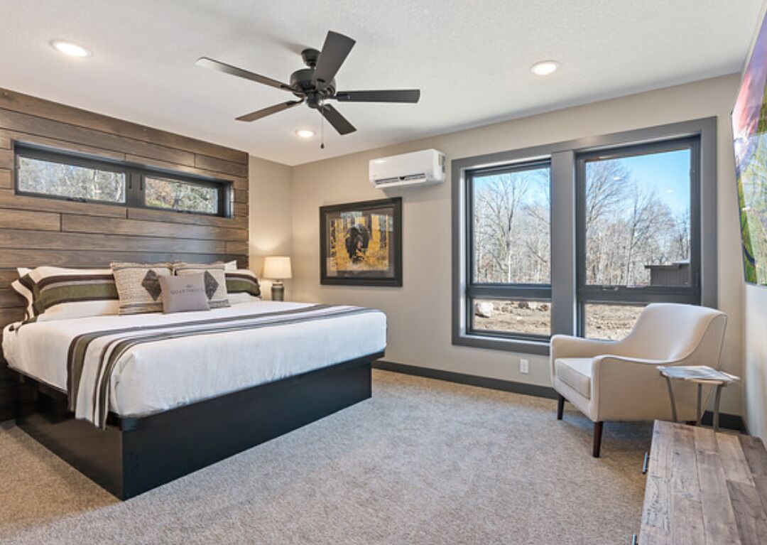 Newly Built Cozy Woodsmoke Cabin: Nature Getaway!  Fireplace,  Private Firepit - Nisswa, MN