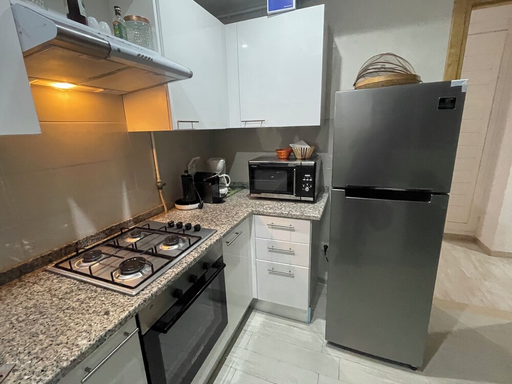 Appartement S1 Avec Grande Terrasse à 10 min de la Plage - Mrezga | Vrbo