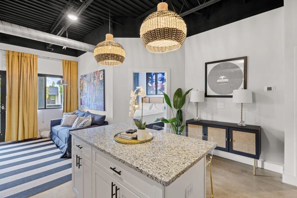 Artsy Loft · Pet Friendly · 5 Min To Bna - Nashville, TN