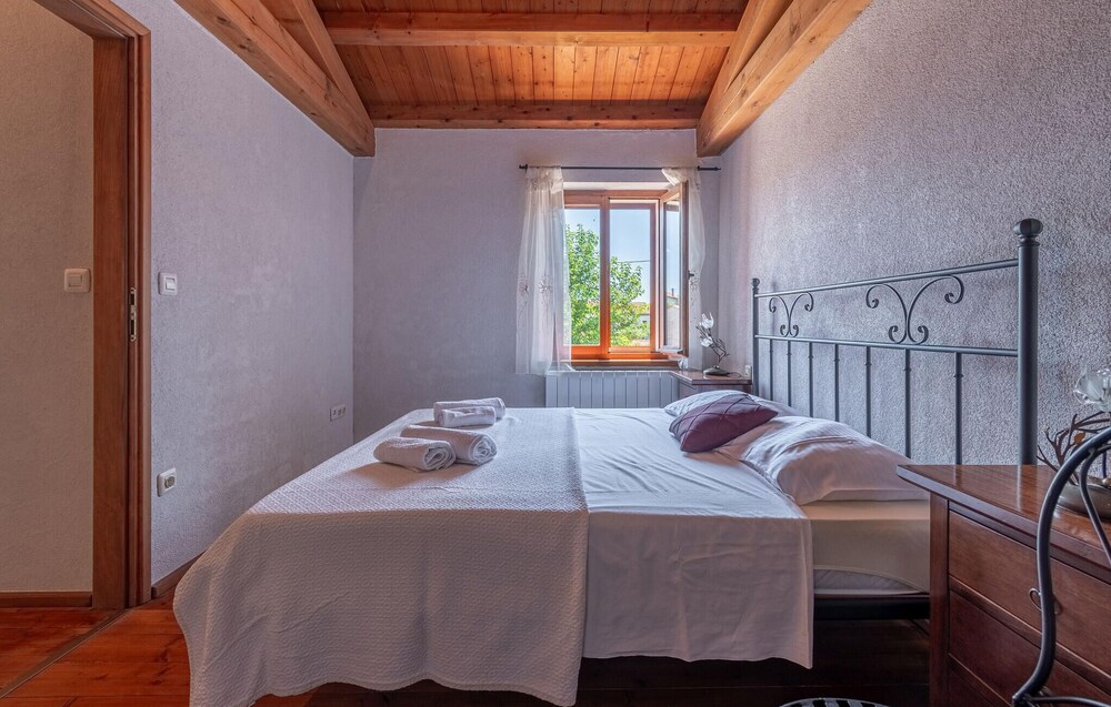 Cozy apartment in Pazin with kitchen - Pazin | Vrbo