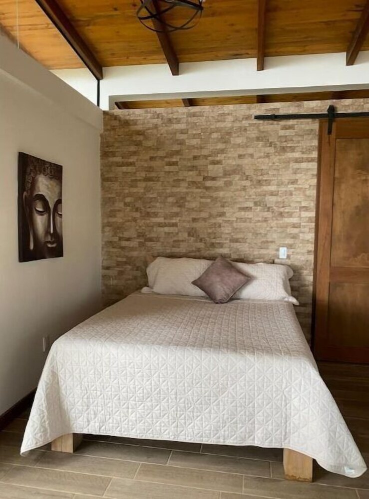 Zen Oasis Del Bosque, Second Floor! - Calima