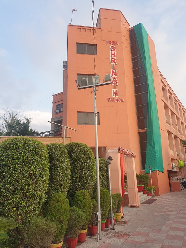 Hotel Shrinath Palace - Jhansi
