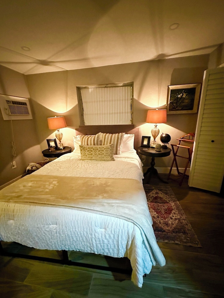 Lux Clean Family-ready Retreat Games, Proximity To Fiu, Everglades, Shopping + - Doral, FL