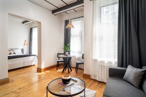 Apartamento Elite | Roupa de alta qualidade, camas de colchão Tempur-Pedic, cofre no quarto 