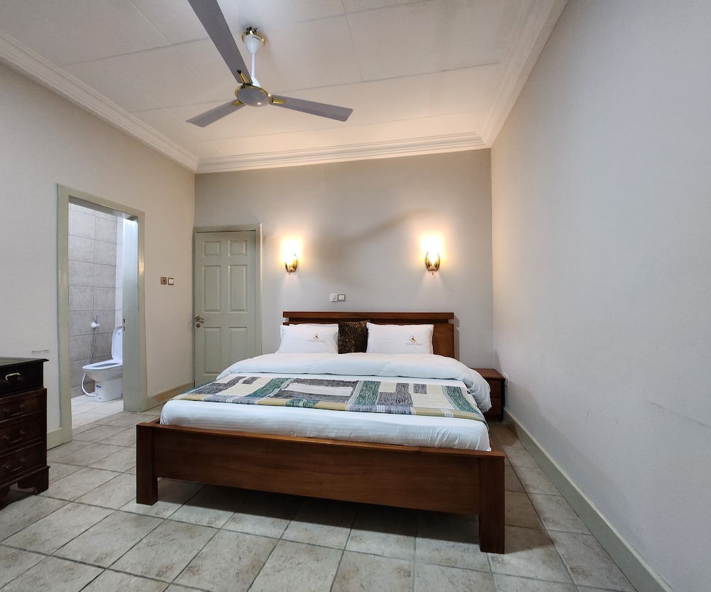 Yenas Nest - Accra
