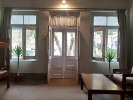 Quarto casal luxo | Vista para a montanha