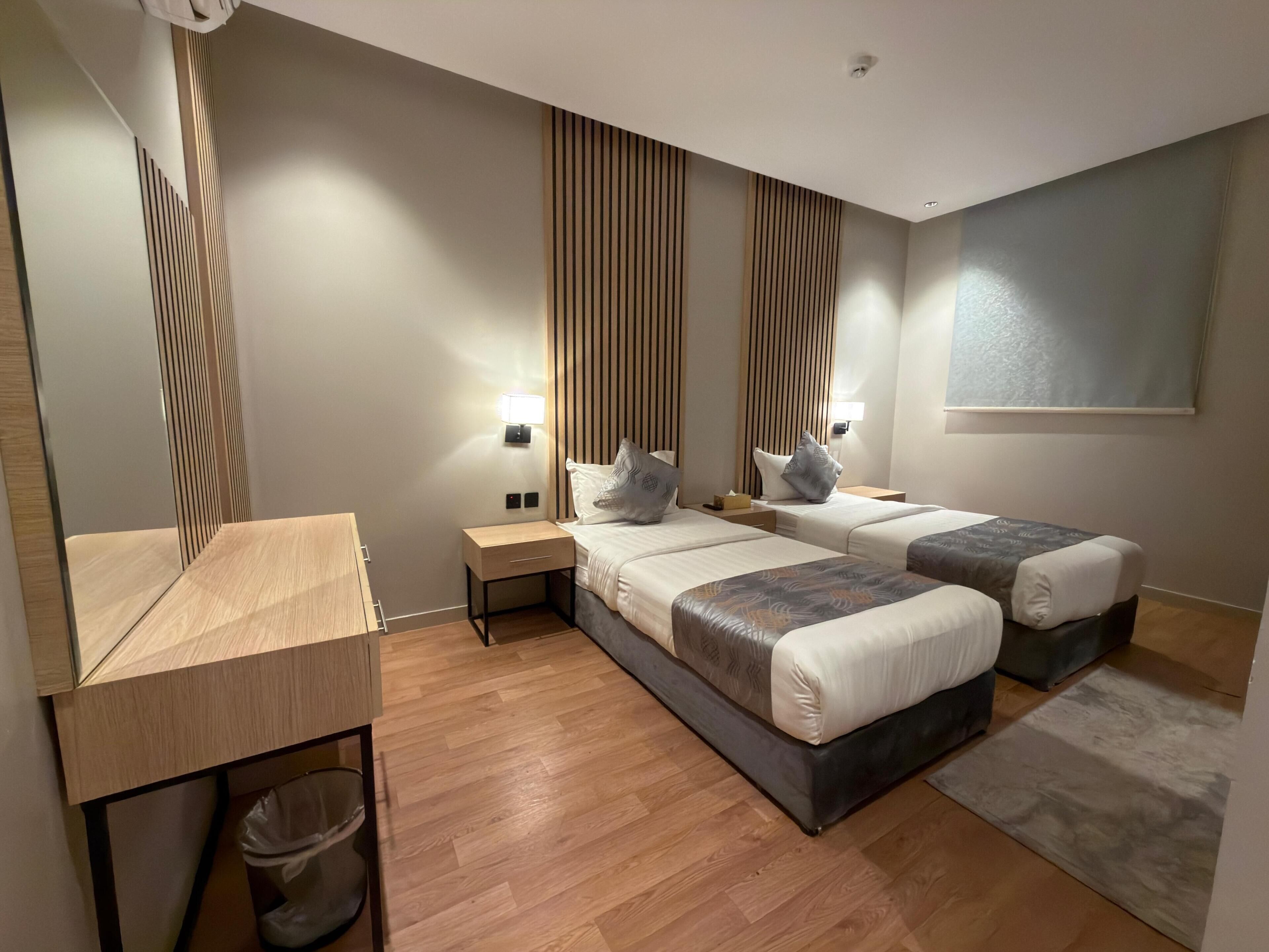 Deluxe Room With 2 Single Bed | Wi-Fi de cortesia, roupa de cama