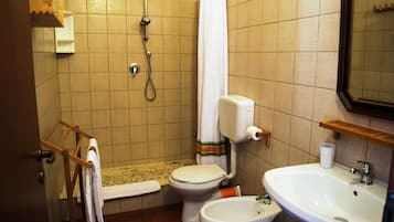 Casa, 1 quarto, para fumantes, varanda | Banheiro