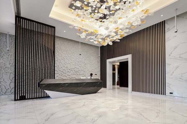 Lusso Hometels J One - Dubai