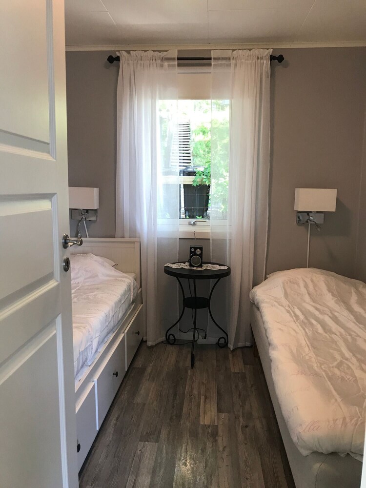 Nice cottage with lake view - Finspang | Vrbo