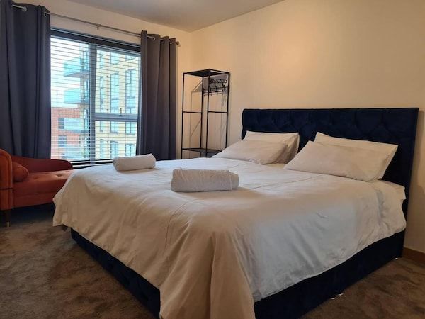 1-bed Apartment - Sleeps 3 - Parking - Wifi - Dartford