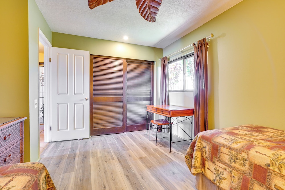 Maunaloa Vacation Rental - Walk To Kepuhi Beach! - Maunaloa, HI