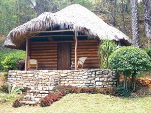 Quarto, 1 quarto, fumadores, pátio | Fachada do alojamento