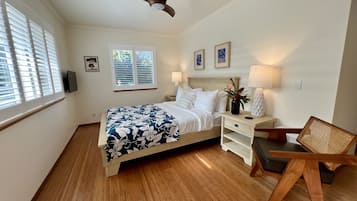 Quarto clássico, 1 cama Queen, vista para o jardim | 1 quarto, roupas de cama premium, camas com colchões pillow-top