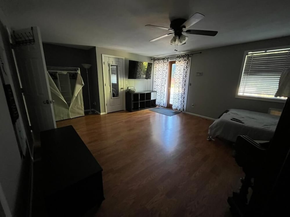 Spacious House For Enjoyable Time Together - Puyallup, WA