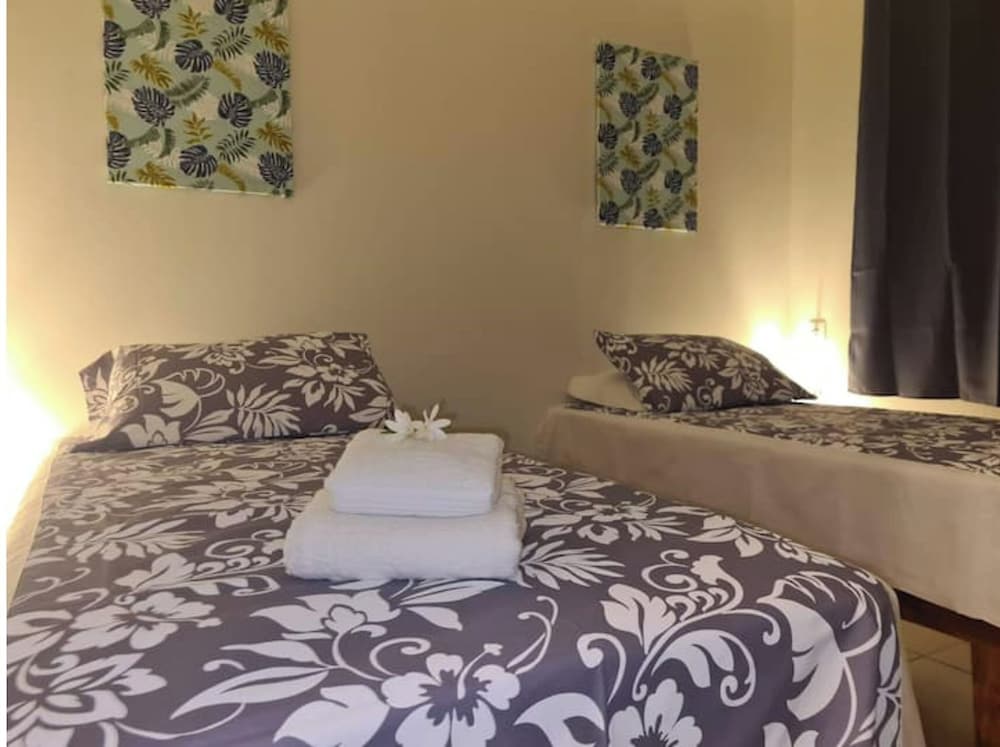 Taharu' U Guest House By The Beach - Tahiti