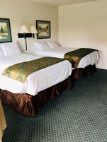 Quarto Standard | Secretária, Wi-fi grátis, roupa de cama fornecida 