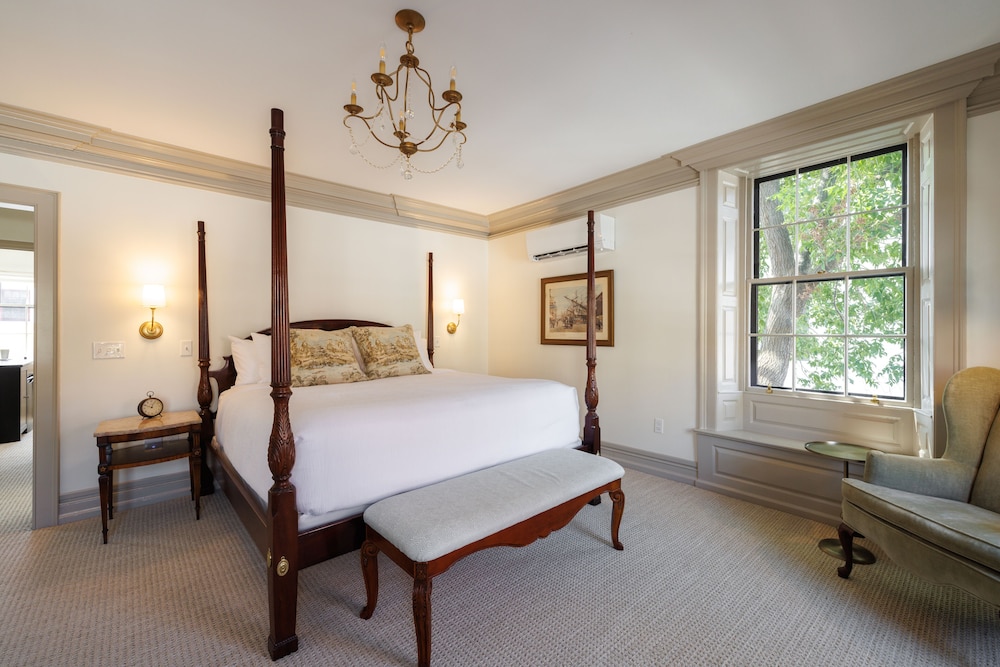 The Davenport Inn - Rye, NH