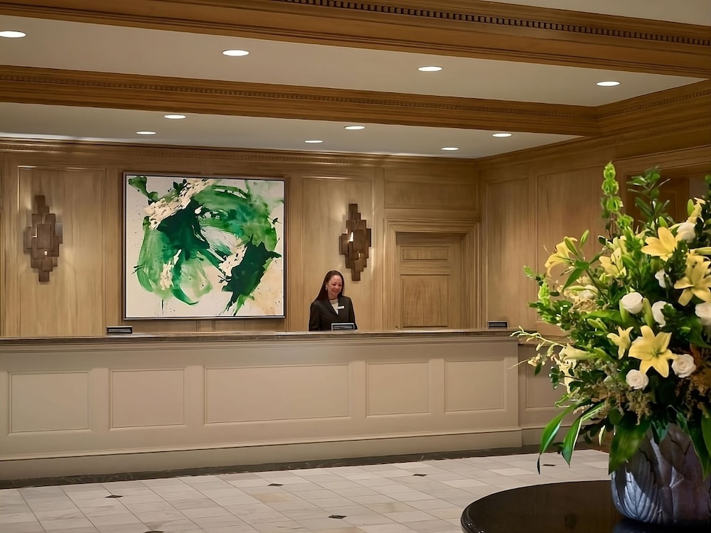 Enjoy A Hassle-free Stay! Pet-friendly, Near Horseshoe Casino Baltimore - Baltimore