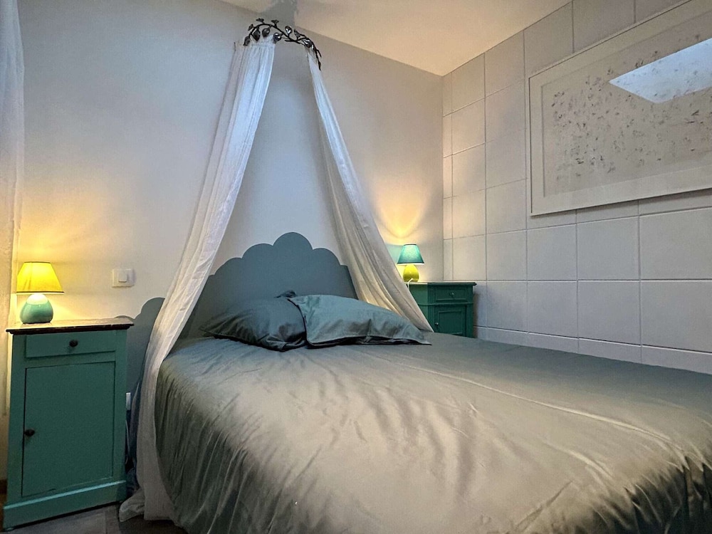 Casa Adosada 2p Con Wifi, Centro De Saint-pierre-d'oléron, Cerca Comercios Y Ciclovías - La Cotinière
