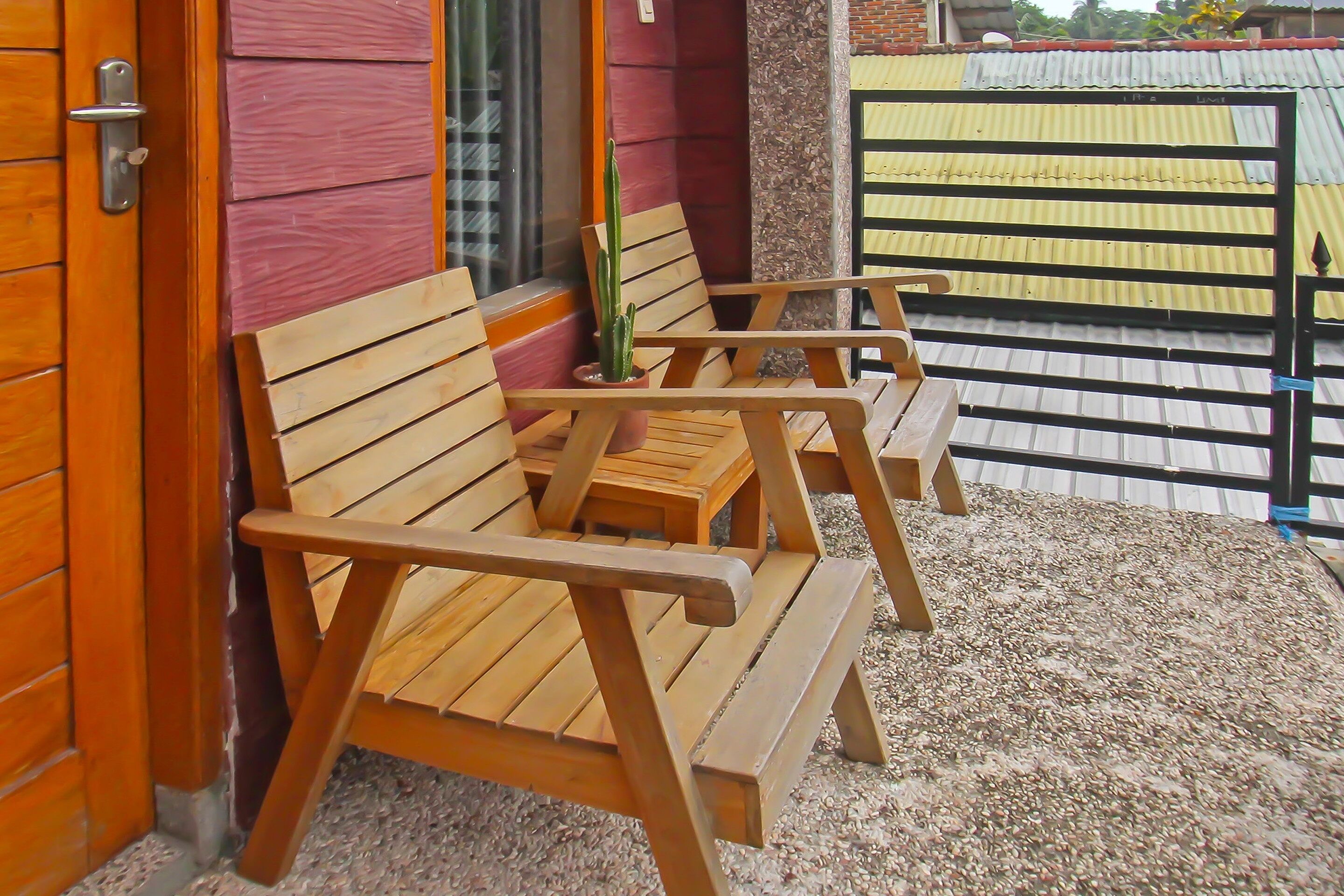 Quarto casal luxo | Escrivaninha, espaço de trabalho para notebook, roupa de cama