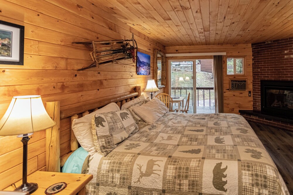 Dream River Front Suites R4 Reviews, Deals & Photos 2026 - Vrbo