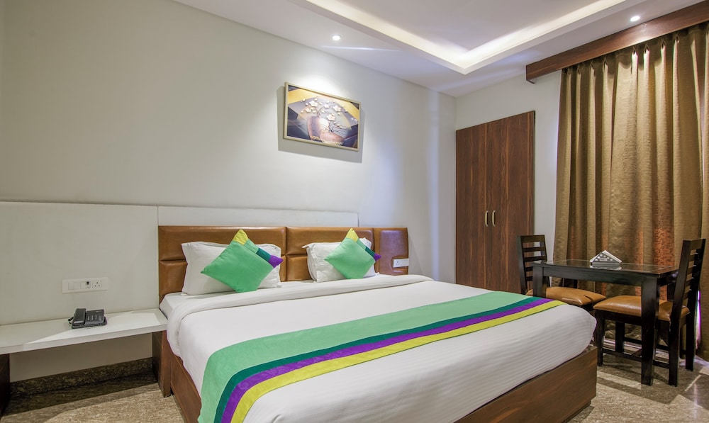 Treebo Swastika Premium - Noida