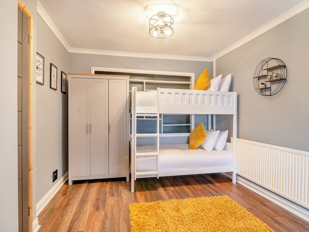 Crynant Countryside Retreat - Crynant | Vrbo