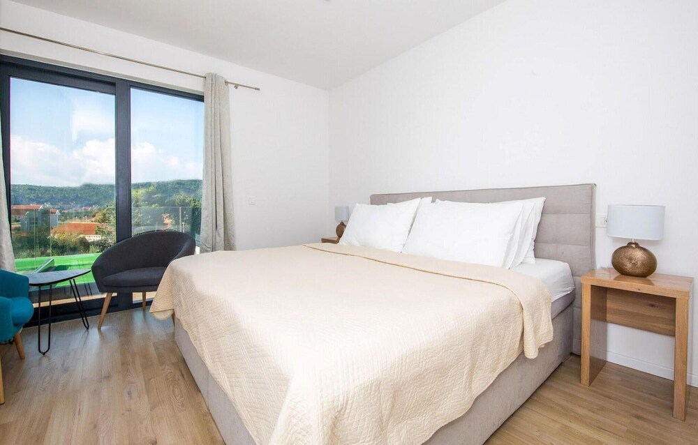 Cozy home in Mlini with WiFi - Zupa dubrovacka | Vrbo