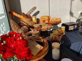 Buffet de pequeno-almoço