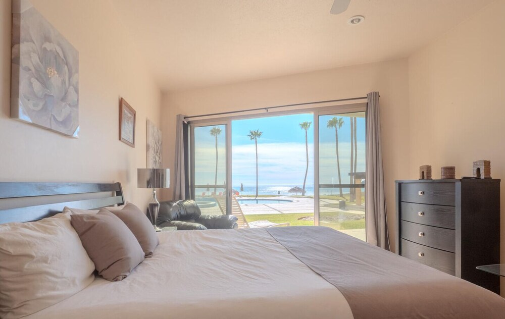 Premier Playa Blanca Condo 108: 2 BR, 2BA, Beachfront,Ground Level ...