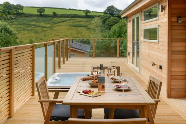4 Valley View, Character Holiday Cottage, With Hot Tub In Lanreath - Fowey