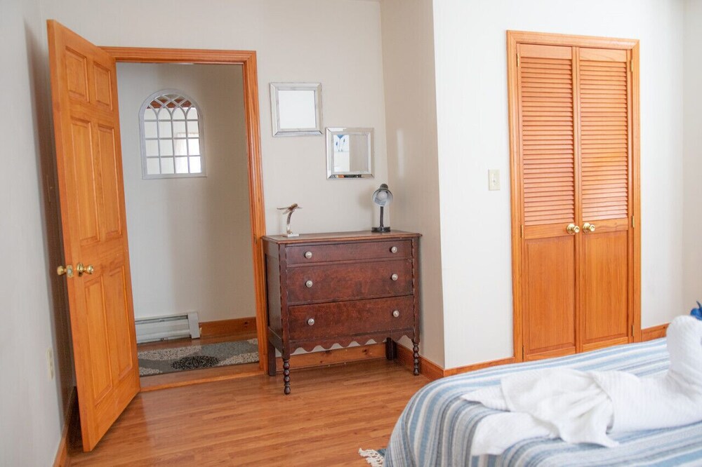 Cozy Get Away Somerville 2 Br - 薩默維爾