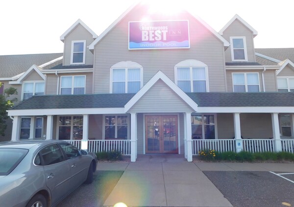 Northwoods Best Inn -Turtle Lake - Wisconsin